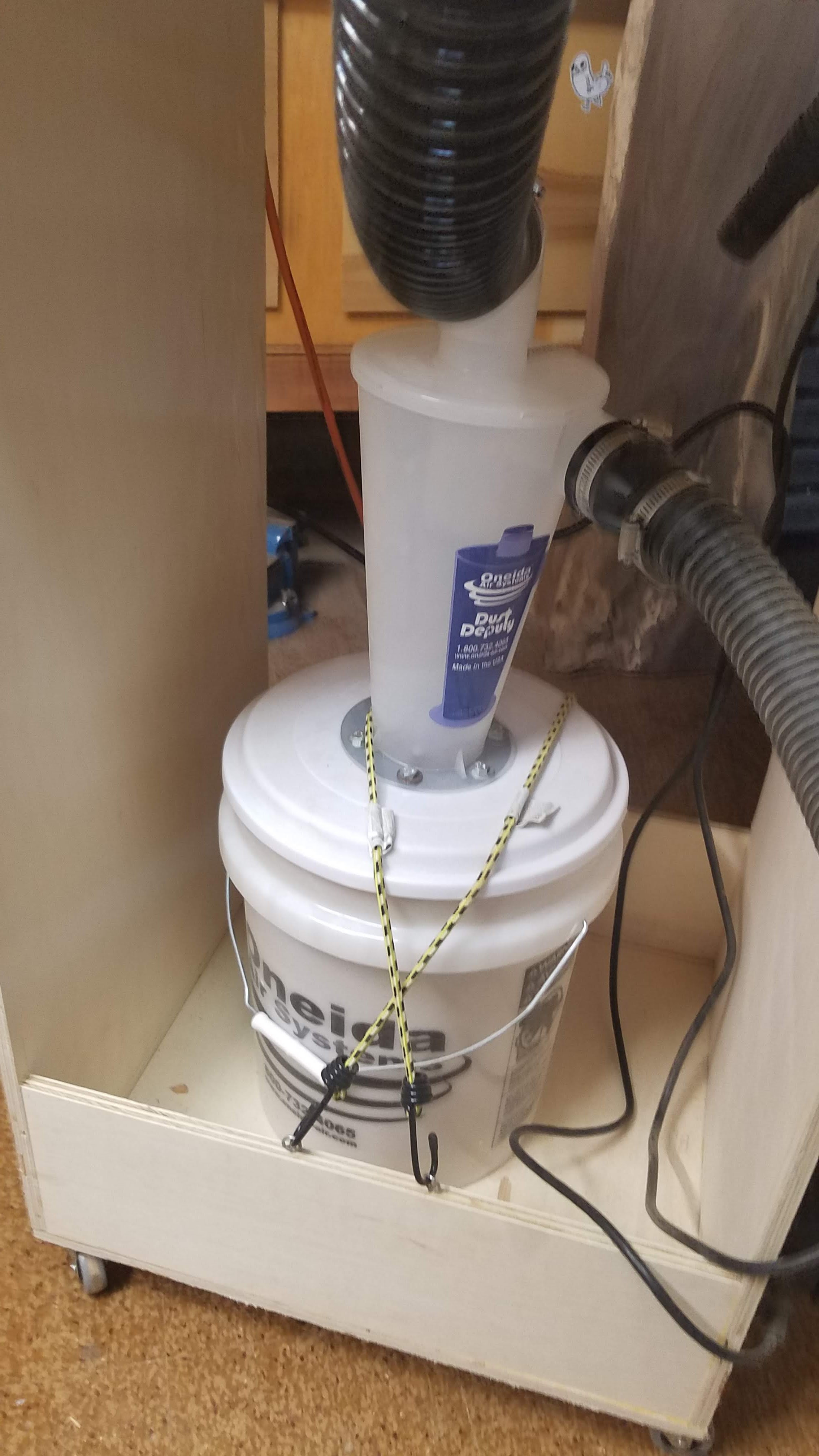 Shop Vac Stand with Dust Collector – Evening Grain